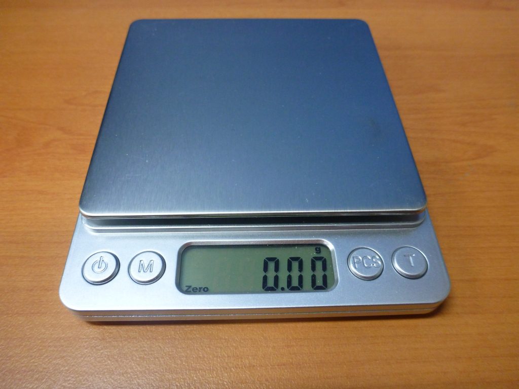 Professional Digital Table Top Scale - 500g x 0.01g - Just Scales ...